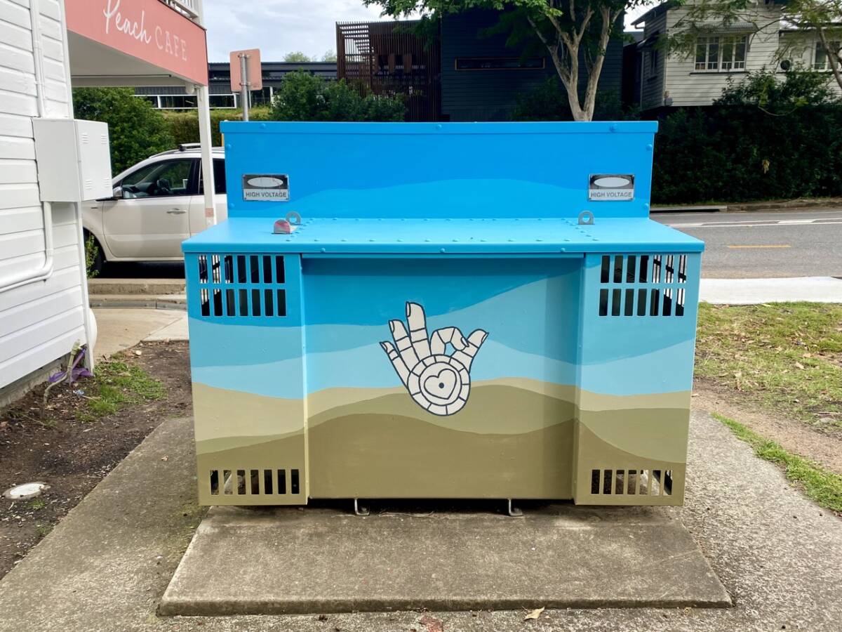 Many Hands Make Light Work – Artforce Brisbane